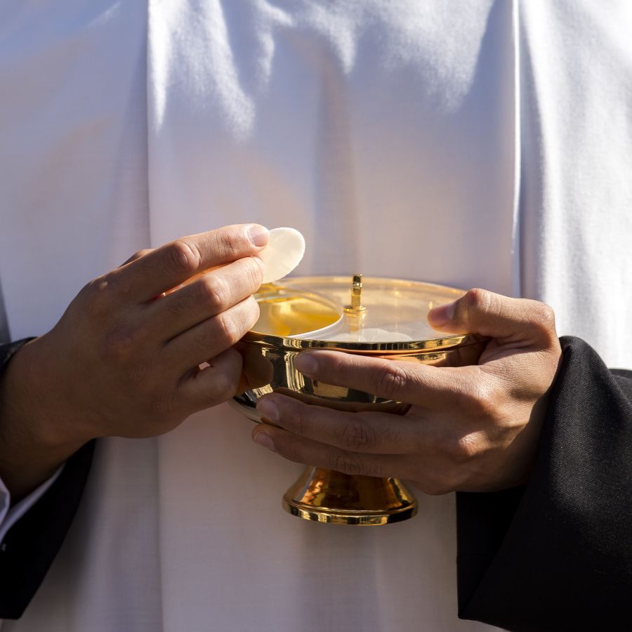 Preparing to Receive Christ | Catholic Answers Magazine